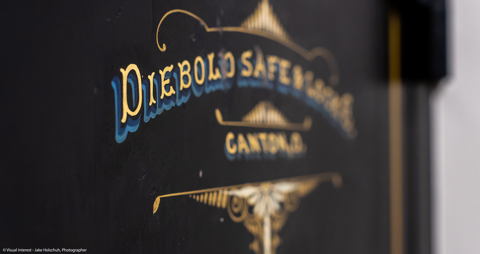 Alpine Bank Corporate Offices - CSHQA